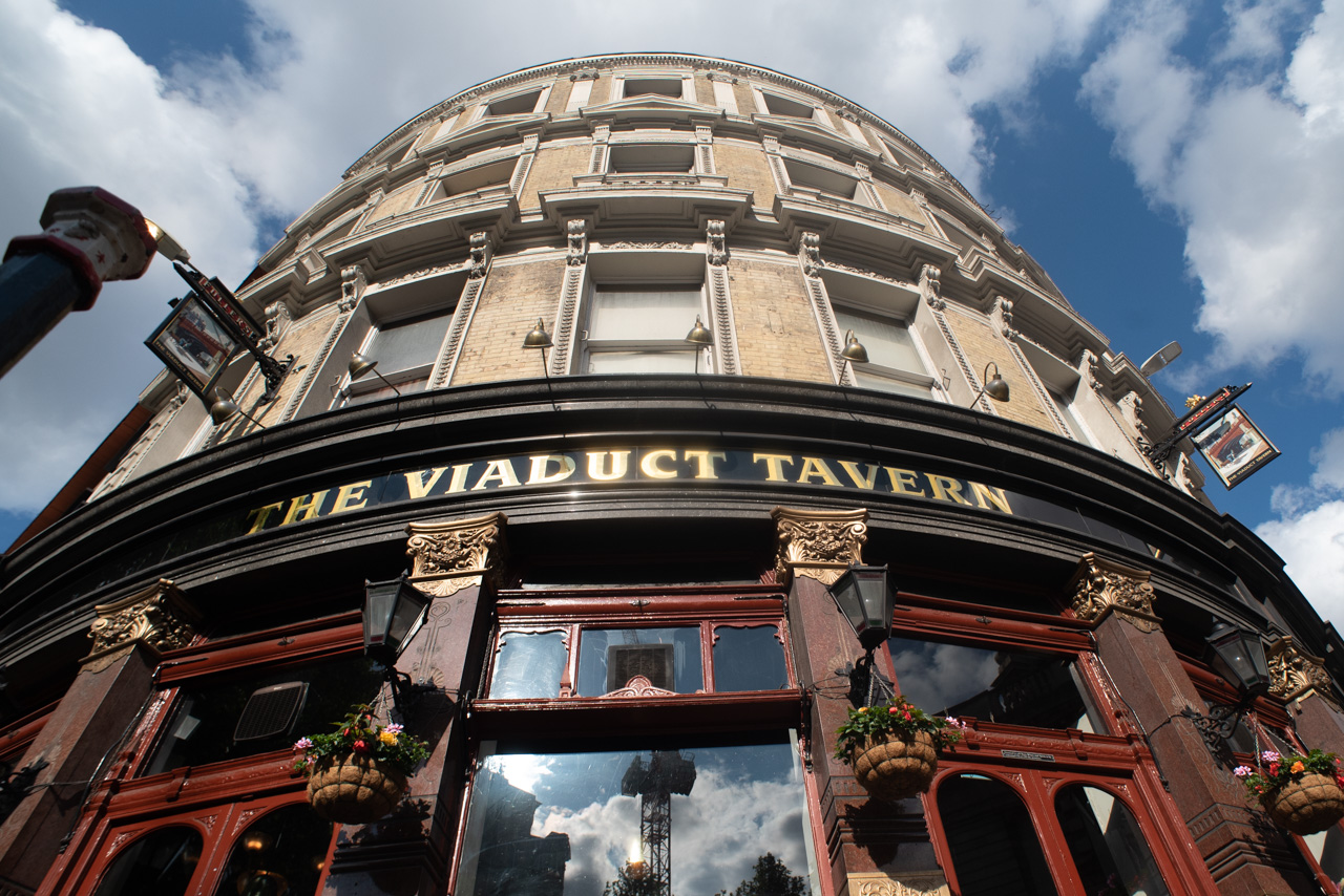 The Viaduct Tavern - Fuller's Pub and Restaurant in Newgate